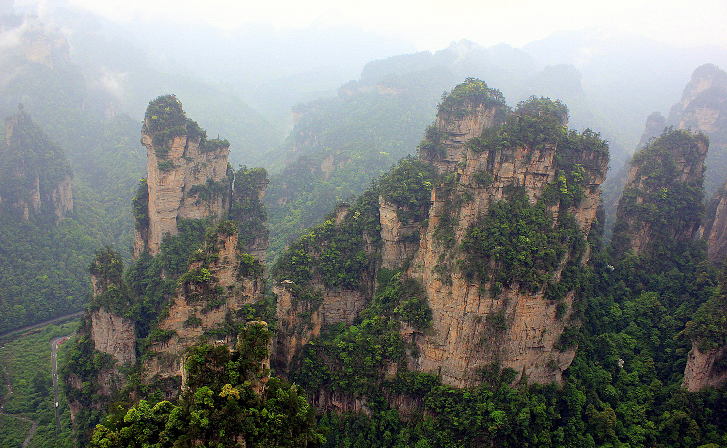 Backpacking in Hunan Province: A Mini-Guide to Zhangjiajie ...